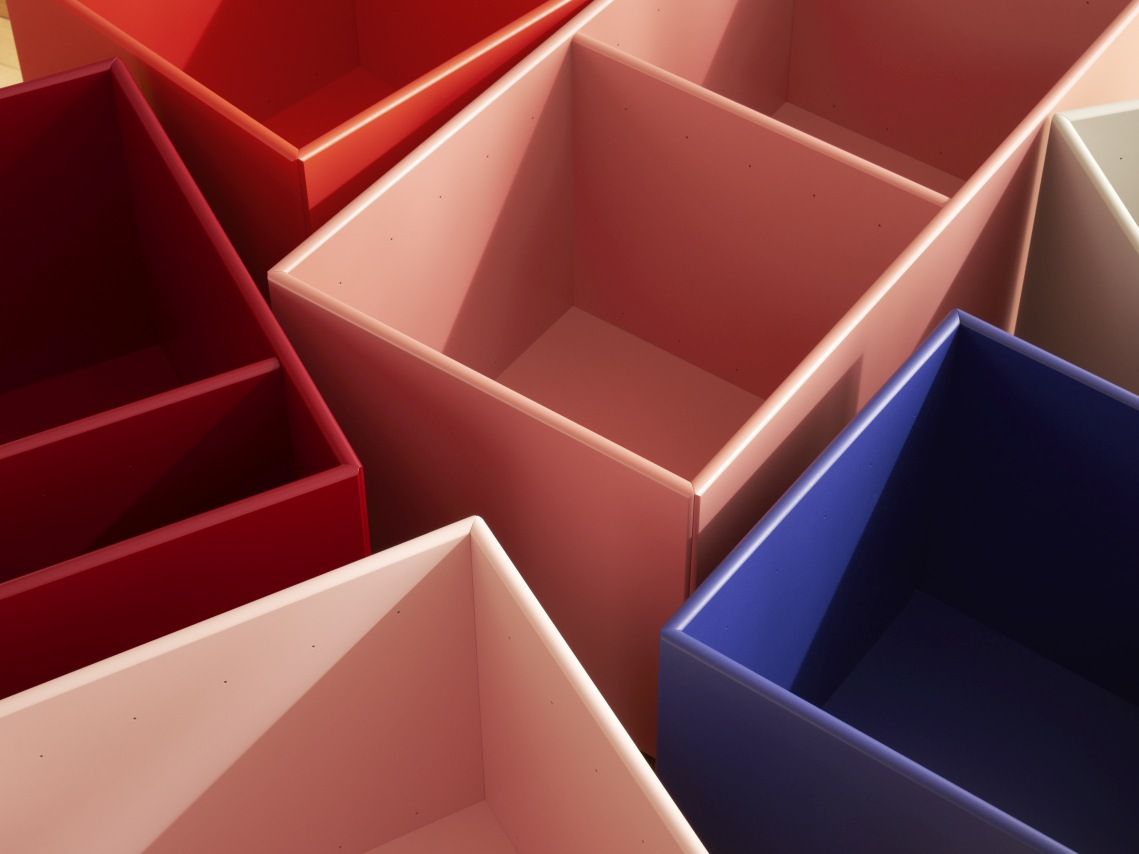 Colour Box III Aufbewahrungsbox auf Rollen Montana | Ruby 167 | MONTANA BOX III S1162 167